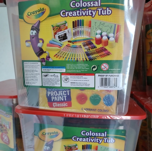 Crayola | Toys | Crayola Colossal Creativity Tub Art Set New Sealed ...